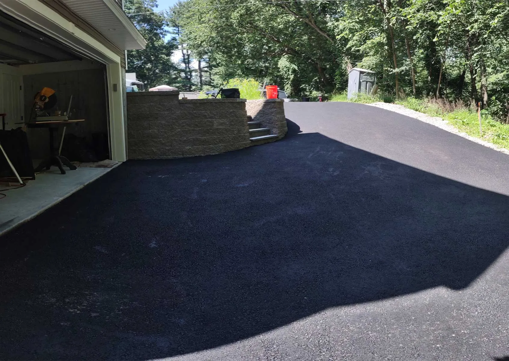 Professional Asphalt Paving Services in Massachusetts - Mr. Patch Asphalt